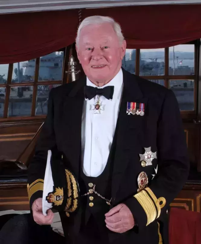Vice Admiral Sir Donald Gosling | National Museum of the Royal Navy